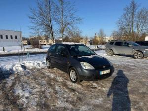 Blue Ford Fiesta 2004 in Vilnius, with an engine capacity of 1.40 L and mileage of 486 thousand km for 690 €, photo 7 on AUTOMOTO.COM.LV