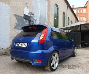 Zils Ford Fiesta 2005 Liepāja, ar dzinēja tilpumu 2.00 L un nobraukumu 173 tūkst. km par 4350 €, foto 3 vietnē AUTOMOTO.COM.LV