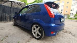 Zils Ford Fiesta 2005 Liepāja, ar dzinēja tilpumu 2.00 L un nobraukumu 173 tūkst. km par 4350 €, foto 14 vietnē AUTOMOTO.COM.LV