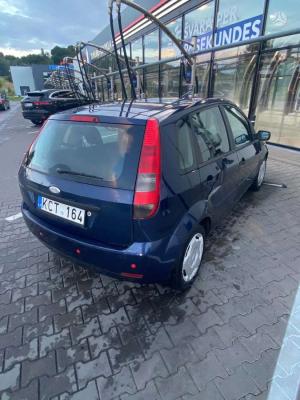 Zils Ford Fiesta 2005 Viļņa, ar dzinēja tilpumu 1.39 L un nobraukumu 213 tūkst. km par 800 €, foto 7 vietnē AUTOMOTO.COM.LV