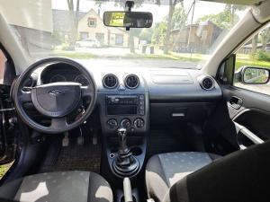 Blue Ford Fiesta 2005 in Klaipeda, with an engine capacity of 1.30 L and mileage of 78 thousand km for 1000 €, photo 6 on AUTOMOTO.COM.LV