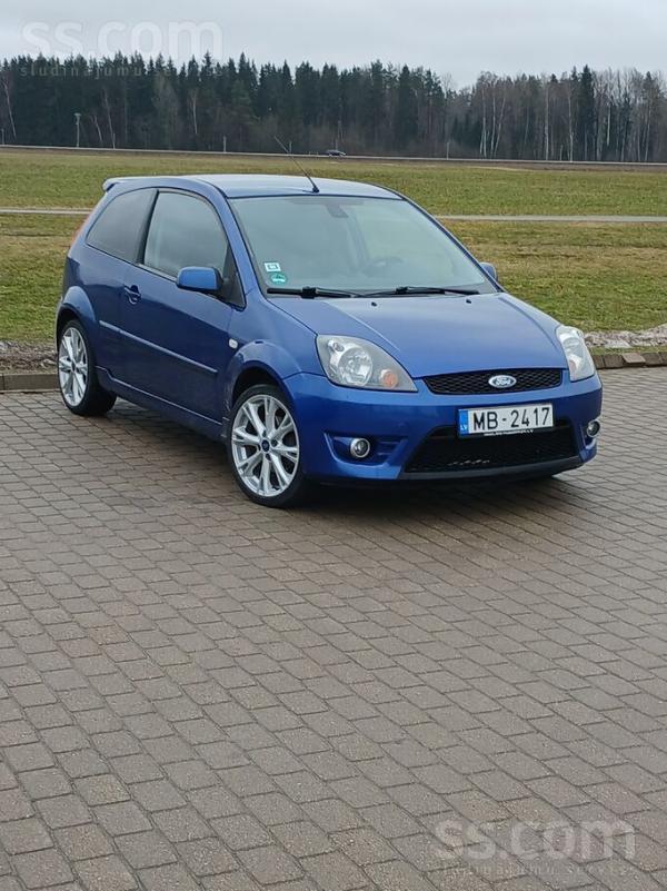 Zils Ford Fiesta 2006 Cēsis, ar dzinēja tilpumu 2.00 L un nobraukumu 0 tūkst. km par 2300 €, foto 2 vietnē AUTOMOTO.COM.LV