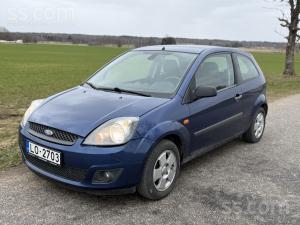 Zils Ford Fiesta 2006 Kuldīga, ar dzinēja tilpumu 1.40 L un nobraukumu 287 tūkst. km par 1350 €, foto  vietnē AUTOMOTO.COM.LV