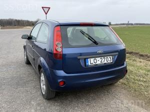 Zils Ford Fiesta 2006 Kuldīga, ar dzinēja tilpumu 1.40 L un nobraukumu 287 tūkst. km par 1350 €, foto 6 vietnē AUTOMOTO.COM.LV
