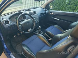 Zils Ford Fiesta 2006 Tallina, ar dzinēja tilpumu 2.00 L un nobraukumu 133 tūkst. km par 6070 €, foto 5 vietnē AUTOMOTO.COM.LV