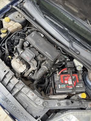 Zils Ford Fiesta 2006 Kuldīga, ar dzinēja tilpumu 1.40 L un nobraukumu 287 tūkst. km par 1000 €, foto 11 vietnē AUTOMOTO.COM.LV