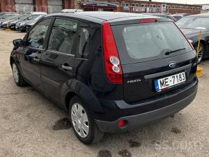 Zils Ford Fiesta 2006 Daugavpils, ar dzinēja tilpumu 1.40 L un nobraukumu 0 tūkst. km par 1390 €, foto 5 vietnē AUTOMOTO.COM.LV