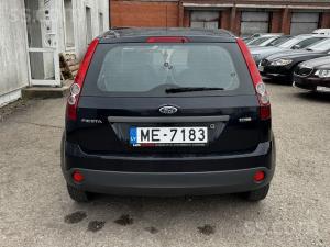 Zils Ford Fiesta 2006 Daugavpils, ar dzinēja tilpumu 1.40 L un nobraukumu 0 tūkst. km par 1390 €, foto 6 vietnē AUTOMOTO.COM.LV