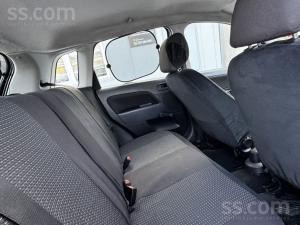 Zils Ford Fiesta 2006 Daugavpils, ar dzinēja tilpumu 1.40 L un nobraukumu 0 tūkst. km par 1390 €, foto 17 vietnē AUTOMOTO.COM.LV