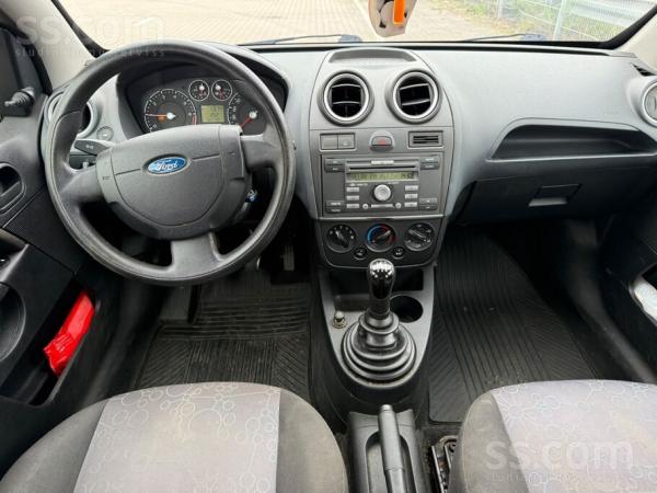Blue Ford Fiesta 2007 in Riga, with an engine capacity of 1.30 L and mileage of 162 thousand km for 1490 €, photo 5 on AUTOMOTO.COM.LV