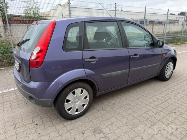 Blue Ford Fiesta 2007 in Riga, with an engine capacity of 1.30 L and mileage of 162 thousand km for 1490 €, photo 9 on AUTOMOTO.COM.LV