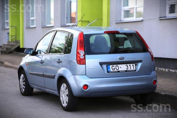 Blue Ford Fiesta 2007 in Riga, with an engine capacity of 1.40 L and mileage of 255 thousand km for 1845 €, photo 6 on AUTOMOTO.COM.LV