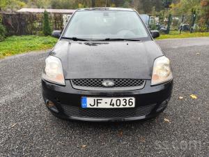 Zils Ford Fiesta 2007 Rīga, ar dzinēja tilpumu 1.30 L un nobraukumu 255 tūkst. km par 1350 €, foto 3 vietnē AUTOMOTO.COM.LV
