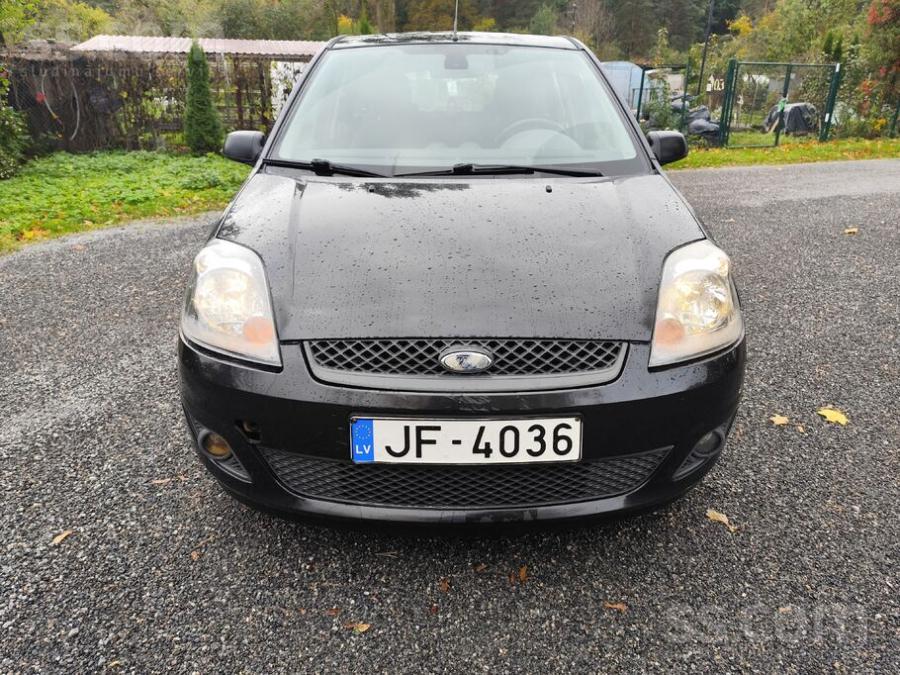 Zils Ford Fiesta 2007 Rīga, ar dzinēja tilpumu 1.30 L un nobraukumu 255 tūkst. km par 1350 €, foto 3 vietnē AUTOMOTO.COM.LV