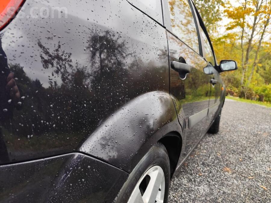 Zils Ford Fiesta 2007 Rīga, ar dzinēja tilpumu 1.30 L un nobraukumu 255 tūkst. km par 1350 €, foto 7 vietnē AUTOMOTO.COM.LV