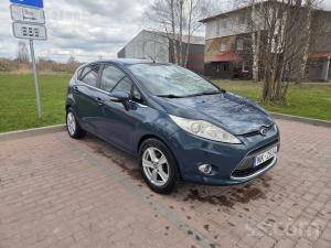 Zils Ford Fiesta 2008 Jelgava, ar dzinēja tilpumu 1.60 L un nobraukumu 330 tūkst. km par 2550 €, foto  vietnē AUTOMOTO.COM.LV