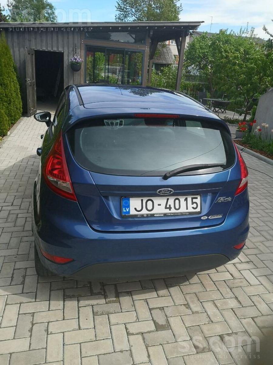 Blue Ford Fiesta 2009 in Talsi, with an engine capacity of 1.20 L and mileage of 126 thousand km for 3000 €, photo 7 on AUTOMOTO.COM.LV