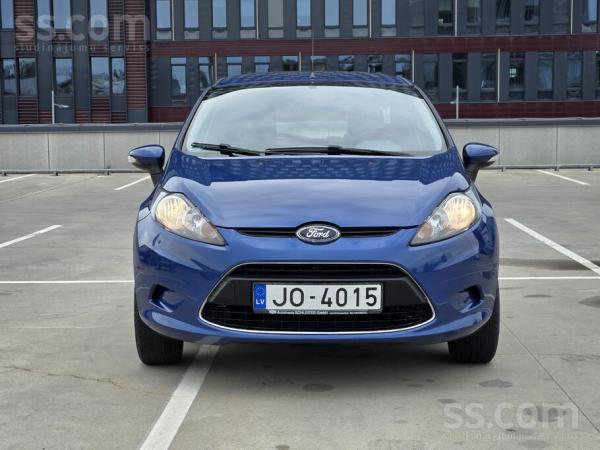 Blue Ford Fiesta 2009 in Riga, with an engine capacity of 1.20 L and mileage of 126 thousand km for 2750 €, photo 3 on AUTOMOTO.COM.LV