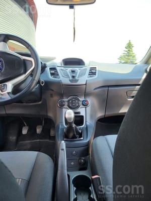Zils Ford Fiesta 2009 Rīga, ar dzinēja tilpumu 1.40 L un nobraukumu 178 tūkst. km par 2200 €, foto 6 vietnē AUTOMOTO.COM.LV