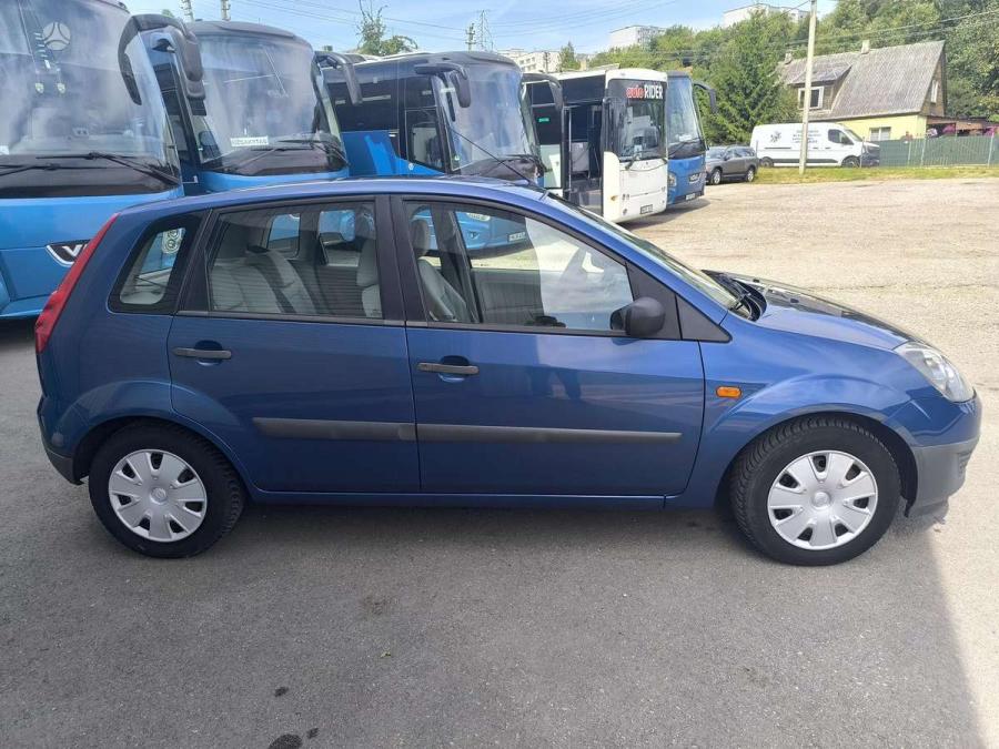 Zils Ford Fiesta 2009 Jonava, ar dzinēja tilpumu 1.39 L un nobraukumu 188 tūkst. km par 1270 €, foto 4 vietnē AUTOMOTO.COM.LV
