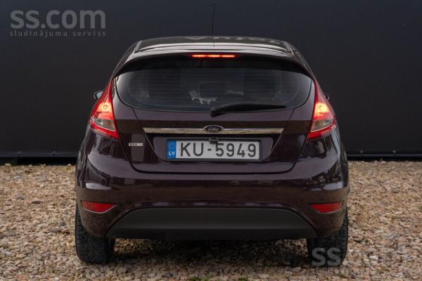 Blue Ford Fiesta 2009 in Riga, with an engine capacity of 1.60 L and mileage of 333 thousand km for 2990 €, photo 5 on AUTOMOTO.COM.LV