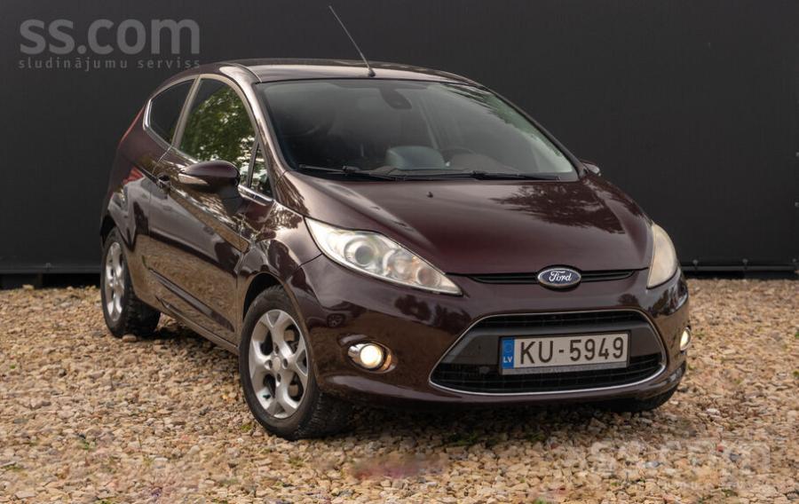 Zils Ford Fiesta 2009 Rīga, ar dzinēja tilpumu 1.60 L un nobraukumu 333 tūkst. km par 2990 €, foto 7 vietnē AUTOMOTO.COM.LV