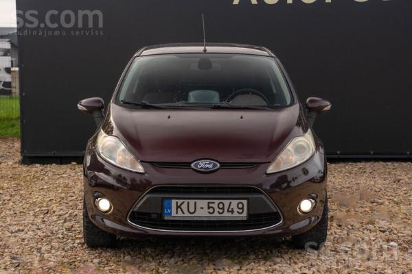 Blue Ford Fiesta 2009 in Riga, with an engine capacity of 1.60 L and mileage of 333 thousand km for 2990 €, photo 8 on AUTOMOTO.COM.LV
