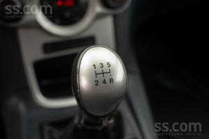 Zils Ford Fiesta 2009 Rīga, ar dzinēja tilpumu 1.60 L un nobraukumu 333 tūkst. km par 2990 €, foto 17 vietnē AUTOMOTO.COM.LV