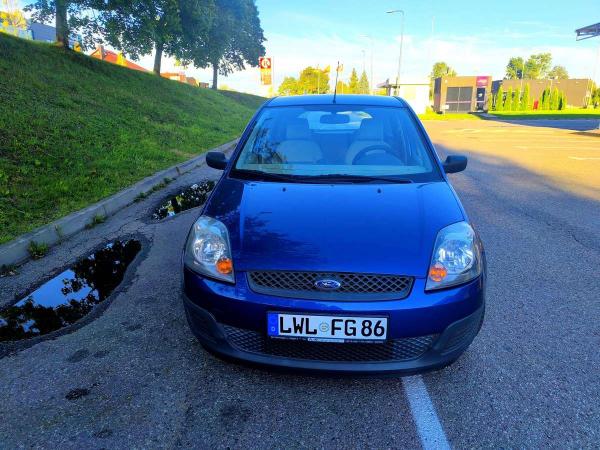 Zils Ford Fiesta 2009 Jonava, ar dzinēja tilpumu 1.39 L un nobraukumu 180 tūkst. km par 1700 €, foto 4 vietnē AUTOMOTO.COM.LV