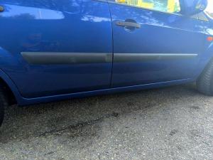 Blue Ford Fiesta 2009 in Jonava, with an engine capacity of 1.39 L and mileage of 180 thousand km for 1700 €, photo 9 on AUTOMOTO.COM.LV