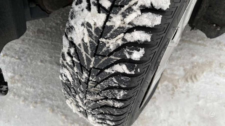 Zils Ford Fiesta 2010 Marijampole, ar dzinēja tilpumu 1.24 L un nobraukumu 190 tūkst. km par 2750 €, foto 19 vietnē AUTOMOTO.COM.LV