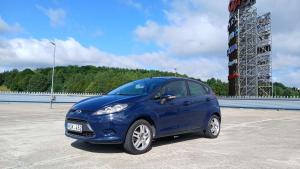Blue Ford Fiesta 2010 in Vilnius, with an engine capacity of 1.40 L and mileage of 140 thousand km for 2750 €, photo  on AUTOMOTO.COM.LV