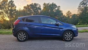 Blue Ford Fiesta 2010 in Talsi, with an engine capacity of 1.60 L and mileage of 244 thousand km for 2500 €, photo 6 on AUTOMOTO.COM.LV