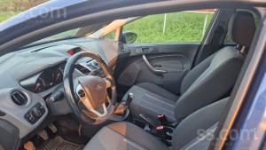 Blue Ford Fiesta 2010 in Talsi, with an engine capacity of 1.60 L and mileage of 244 thousand km for 2500 €, photo 8 on AUTOMOTO.COM.LV