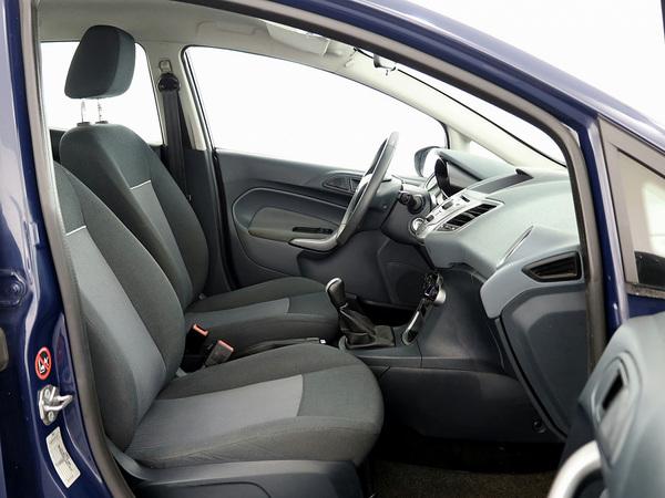 Zils Ford Fiesta 2010 Tallina, ar dzinēja tilpumu 1.20 L un nobraukumu 189 tūkst. km par 2099 €, foto 6 vietnē AUTOMOTO.COM.LV