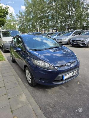 Blue Ford Fiesta 2010 in Vilnius, with an engine capacity of 1.24 L and mileage of 162 thousand km for 2100 €, photo  on AUTOMOTO.COM.LV