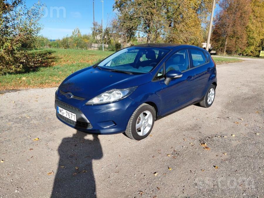 Zils Ford Fiesta 2010 Talsi, ar dzinēja tilpumu 1.60 L un nobraukumu 245 tūkst. km par 2700 €, foto 4 vietnē AUTOMOTO.COM.LV