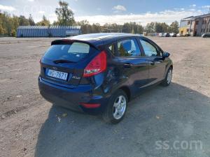 Zils Ford Fiesta 2010 Talsi, ar dzinēja tilpumu 1.60 L un nobraukumu 245 tūkst. km par 2700 €, foto 5 vietnē AUTOMOTO.COM.LV