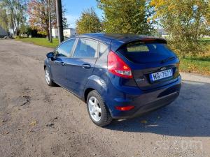 Zils Ford Fiesta 2010 Talsi, ar dzinēja tilpumu 1.60 L un nobraukumu 245 tūkst. km par 2700 €, foto 7 vietnē AUTOMOTO.COM.LV