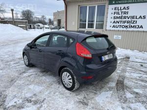 Zils Ford Fiesta 2011 Rēzekne, ar dzinēja tilpumu 1.40 L un nobraukumu 0 tūkst. km par 2450 €, foto 3 vietnē AUTOMOTO.COM.LV