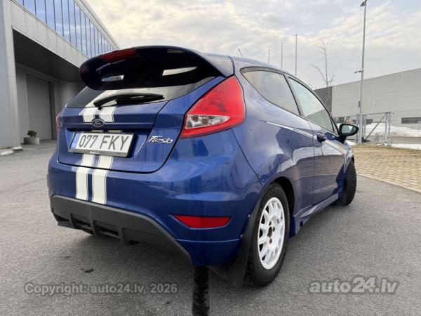 Zils Ford Fiesta 2011 Tallina, ar dzinēja tilpumu 1.60 L un nobraukumu 157 tūkst. km par 7500 €, foto 5 vietnē AUTOMOTO.COM.LV