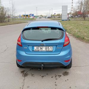 Blue Ford Fiesta 2011 in Panevezys, with an engine capacity of 1.40 L and mileage of 197 thousand km for 2500 €, photo 6 on AUTOMOTO.COM.LV