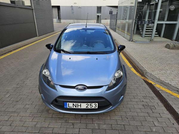 Blue Ford Fiesta 2011 in Vilnius, with an engine capacity of 1.56 L and mileage of 240 thousand km for 1500 €, photo 3 on AUTOMOTO.COM.LV