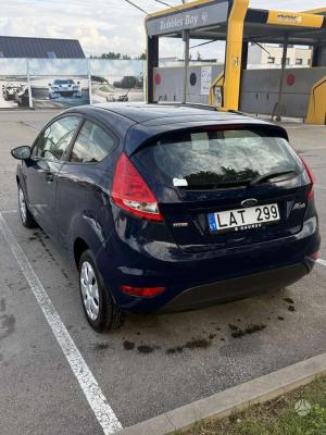 Blue Ford Fiesta 2011 in Kaunas, with an engine capacity of 1.40 L and mileage of 235 thousand km for 1800 €, photo 5 on AUTOMOTO.COM.LV