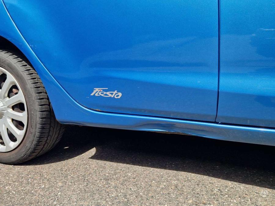 Zils Ford Fiesta 2011 Viļņa, ar dzinēja tilpumu 1.39 L un nobraukumu 92 tūkst. km par 2700 €, foto 4 vietnē AUTOMOTO.COM.LV