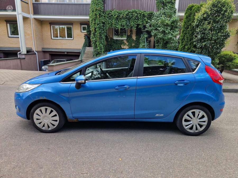 Zils Ford Fiesta 2011 Viļņa, ar dzinēja tilpumu 1.39 L un nobraukumu 92 tūkst. km par 2700 €, foto 10 vietnē AUTOMOTO.COM.LV