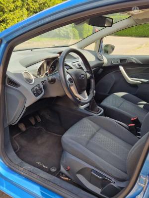 Zils Ford Fiesta 2011 Viļņa, ar dzinēja tilpumu 1.39 L un nobraukumu 92 tūkst. km par 2700 €, foto 17 vietnē AUTOMOTO.COM.LV