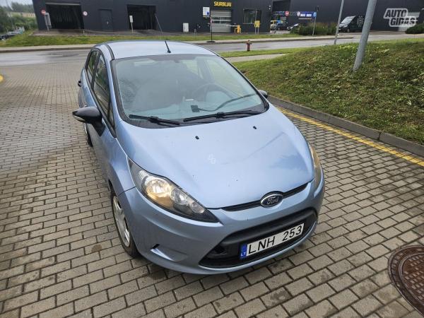 Zils Ford Fiesta 2011 Viļņa, ar dzinēja tilpumu 1.60 L un nobraukumu 240 tūkst. km par 1330 €, foto 4 vietnē AUTOMOTO.COM.LV
