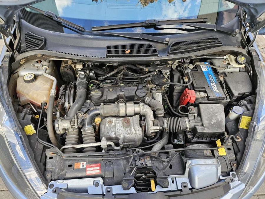 Blue Ford Fiesta 2011 in Vilnius, with an engine capacity of 1.56 L and mileage of 240 thousand km for 1550 €, photo 12 on AUTOMOTO.COM.LV