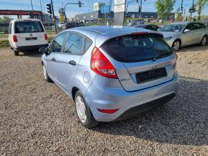 Zils Ford Fiesta 2011 Kauņa, ar dzinēja tilpumu 1.60 L un nobraukumu 270 tūkst. km par 1800 €, foto 4 vietnē AUTOMOTO.COM.LV